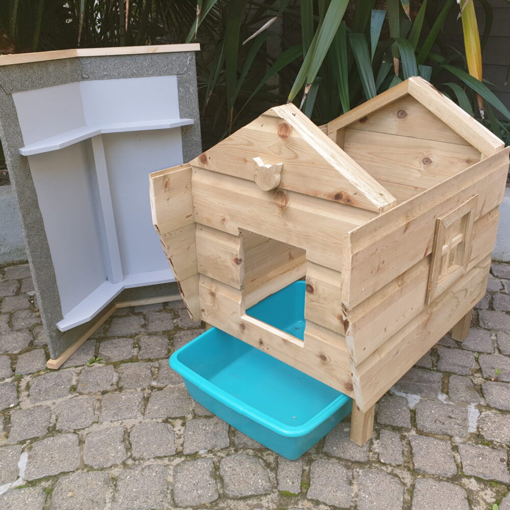 Cat Houses | The UK's leading retailer of cat trees and scratching posts